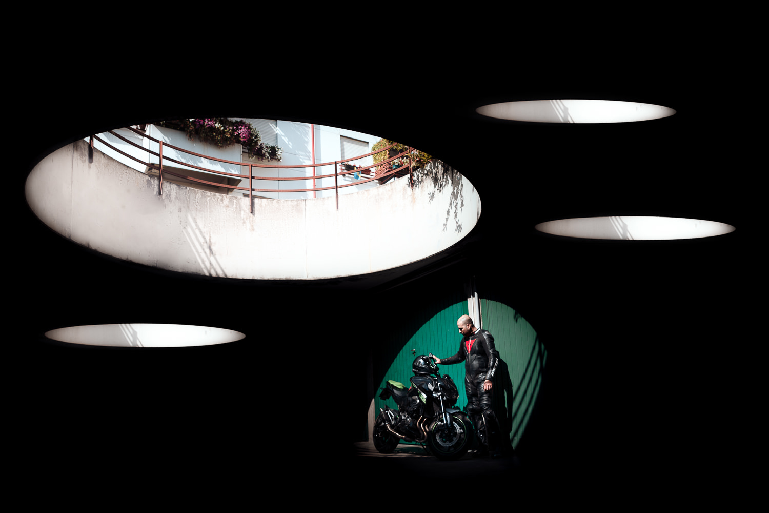 Seance-photo-motard- | PHOTOGRAPGE Mariage Portrait Alsace